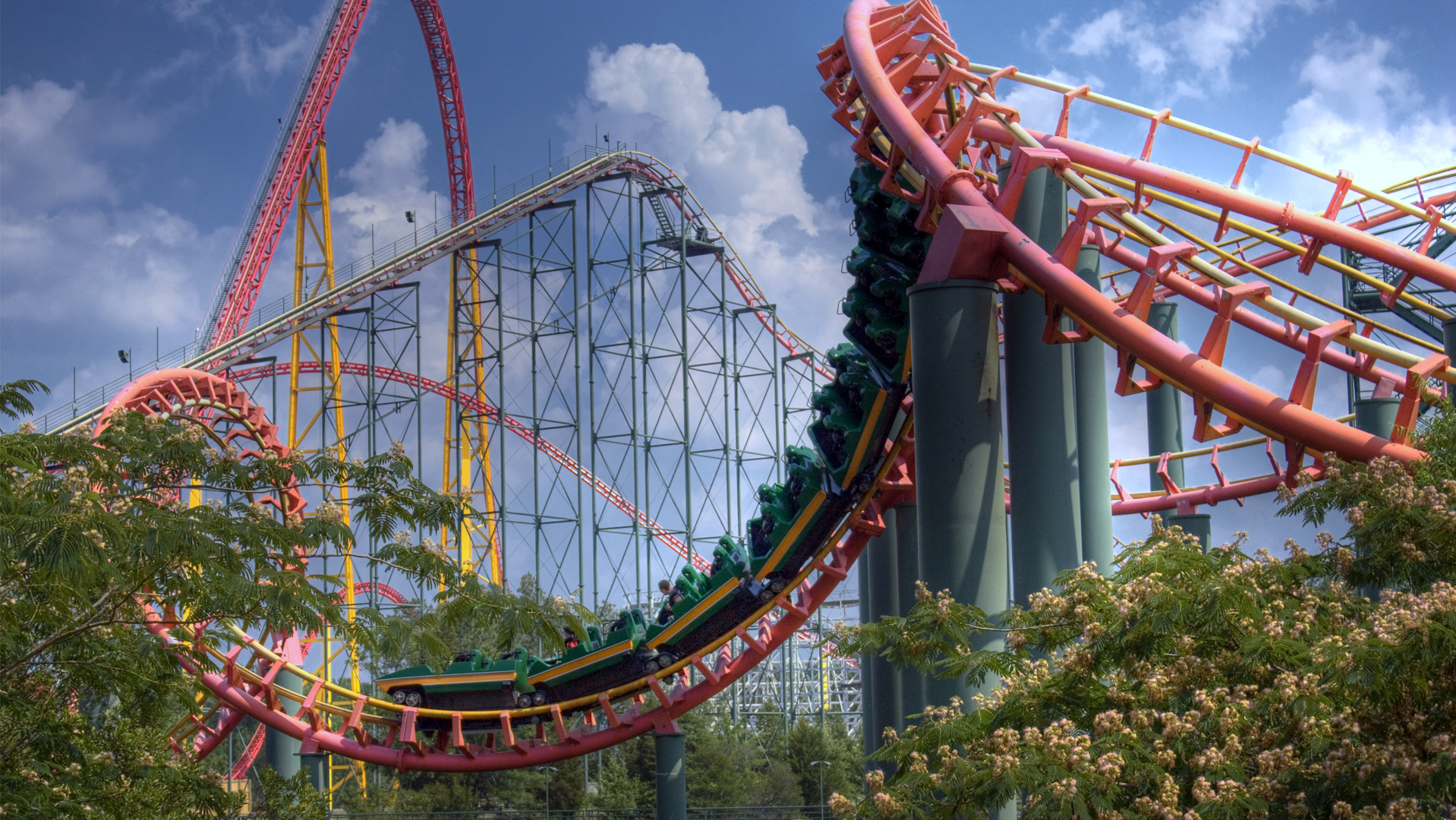 Coasterimage - Roller Coaster Pictures, Photos and Videos | Theme Park ...